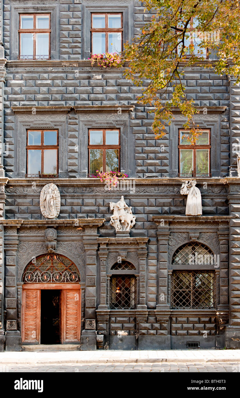 Old door 1850 hi-res stock photography and images - Alamy