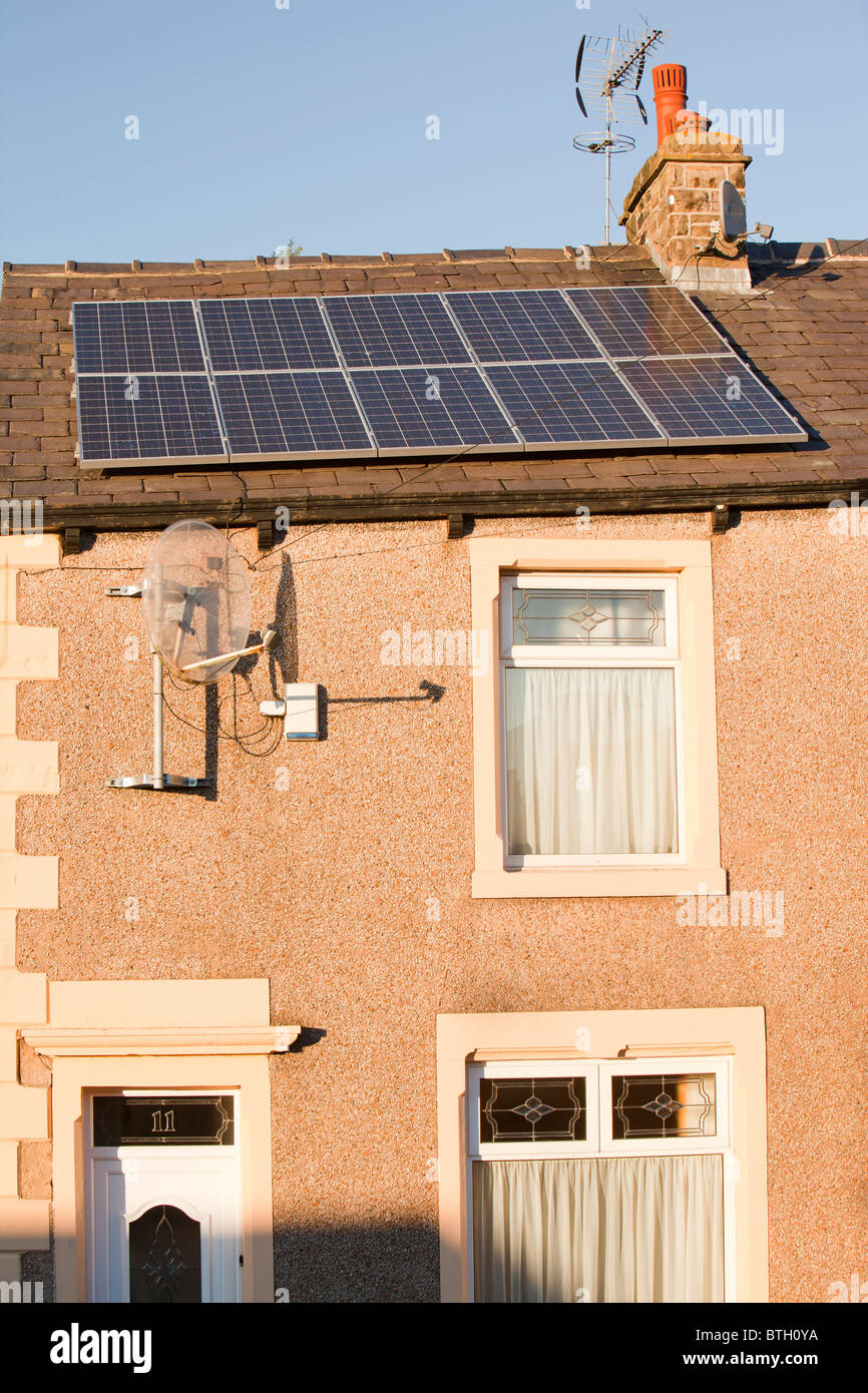 Solar panels on the roof of a terraced house in Clitheroe, Lancashire ...
