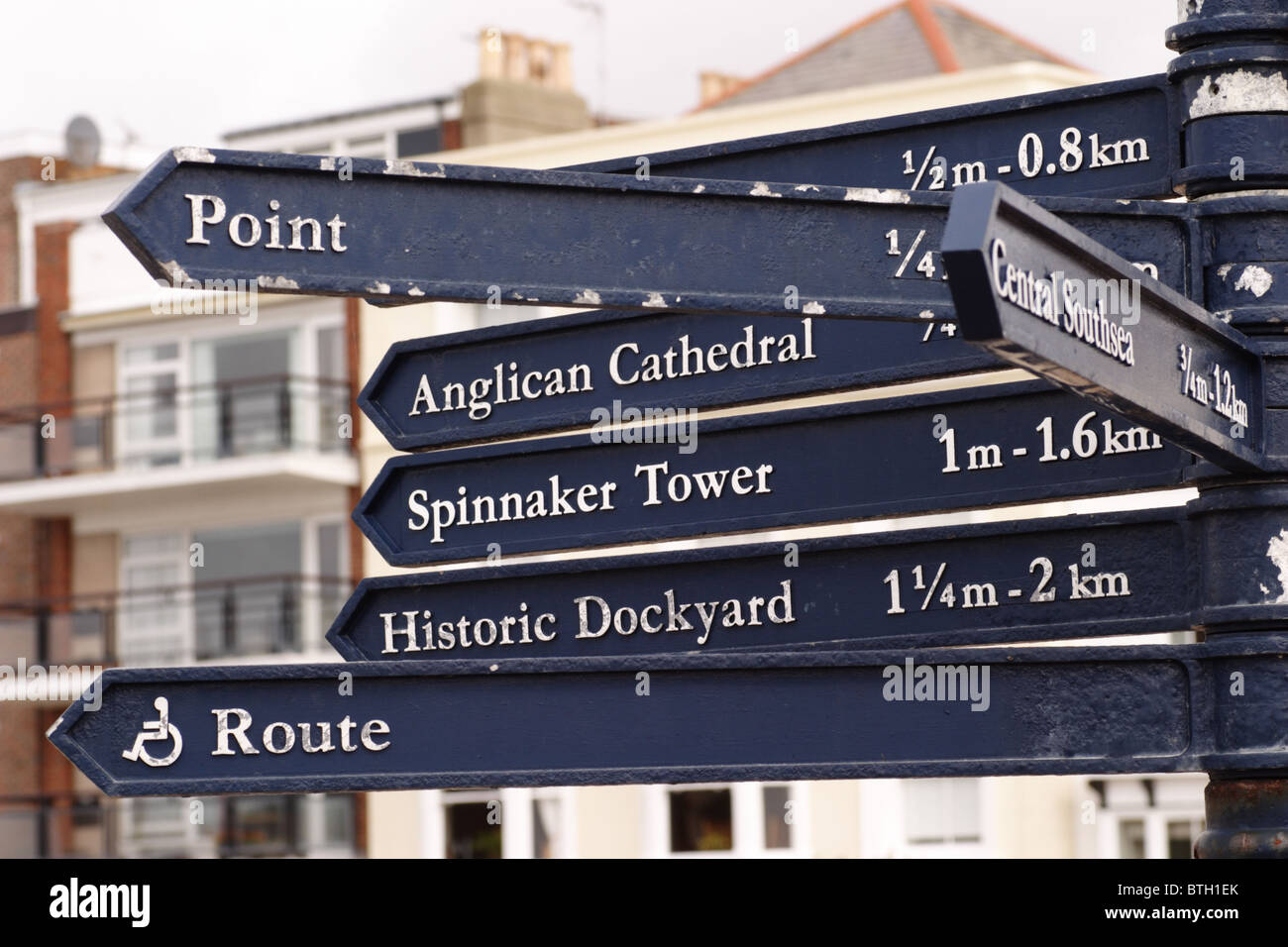 Points of interest signs hi-res stock photography and images - Alamy