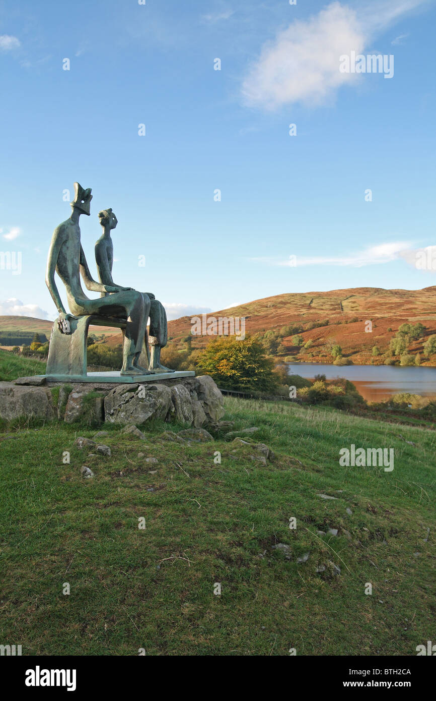 Henry moore sculpture park hi-res stock photography and images - Alamy