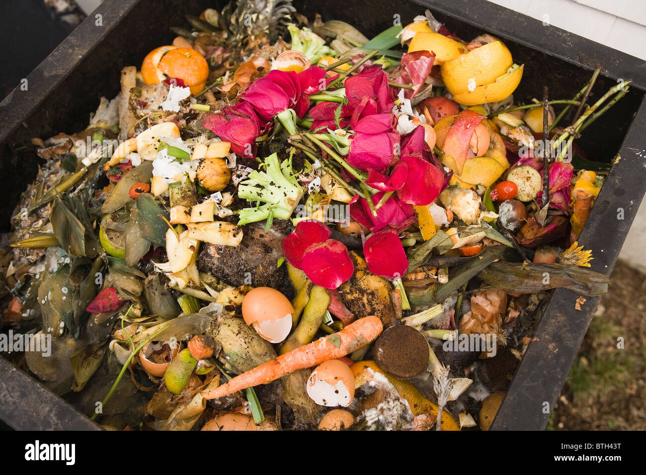 Compost material hi-res stock photography and images - Alamy
