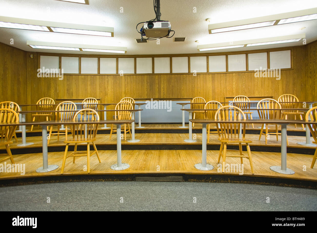 University lecture hall hi-res stock photography and images - Alamy
