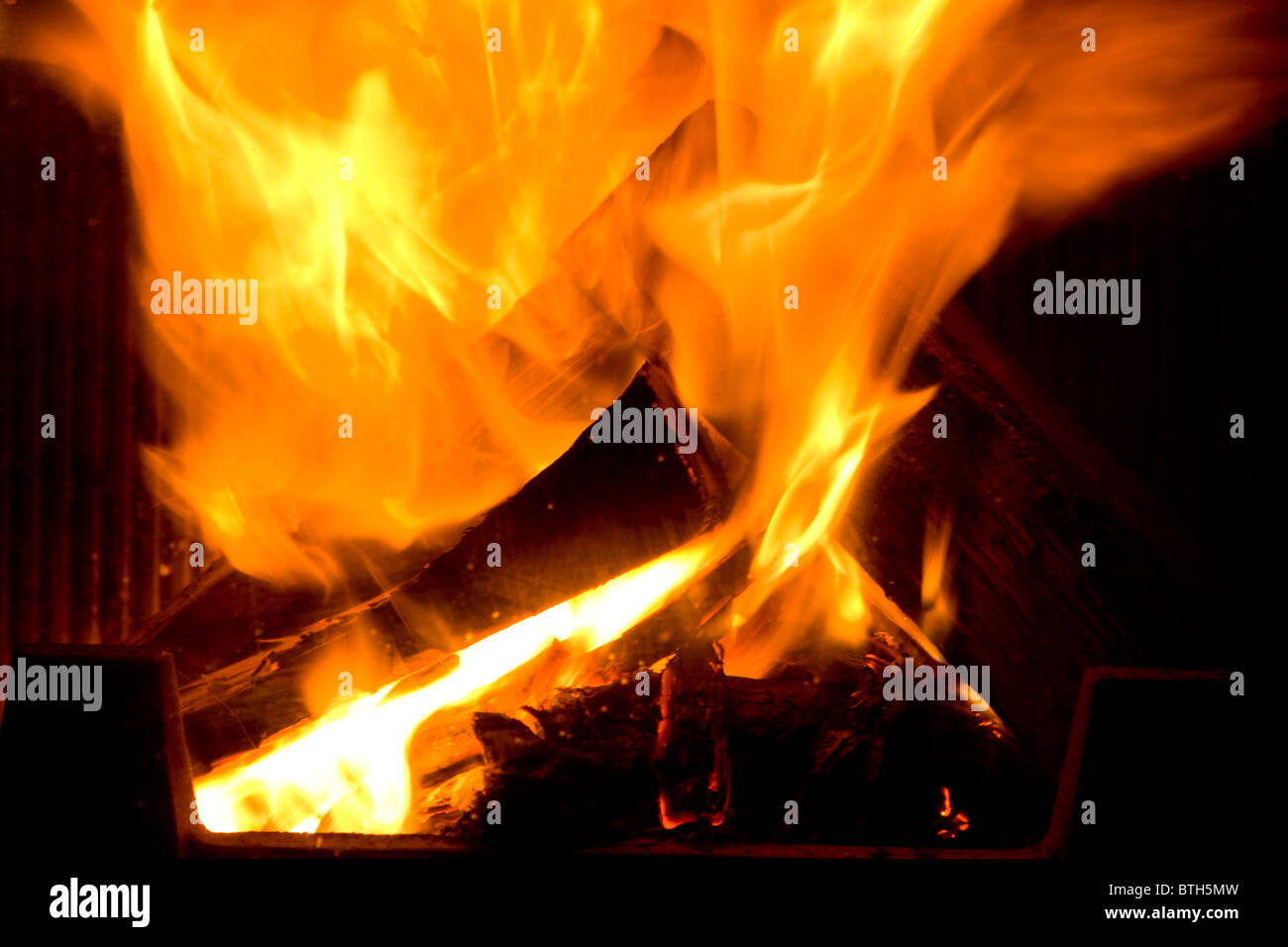 Flames in nature hi-res stock photography and images - Alamy