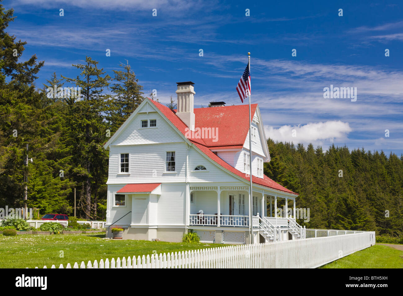 Lightkeepers House built in 1893 at Heceta Head Lighthouse on the ...