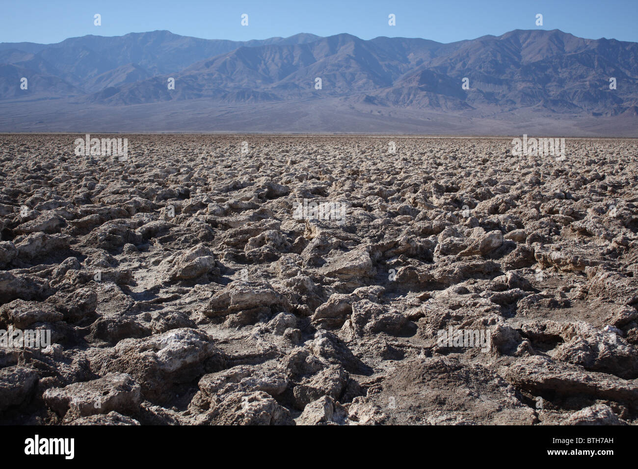 Death Valley Devil's golf course Stock Photo - Alamy