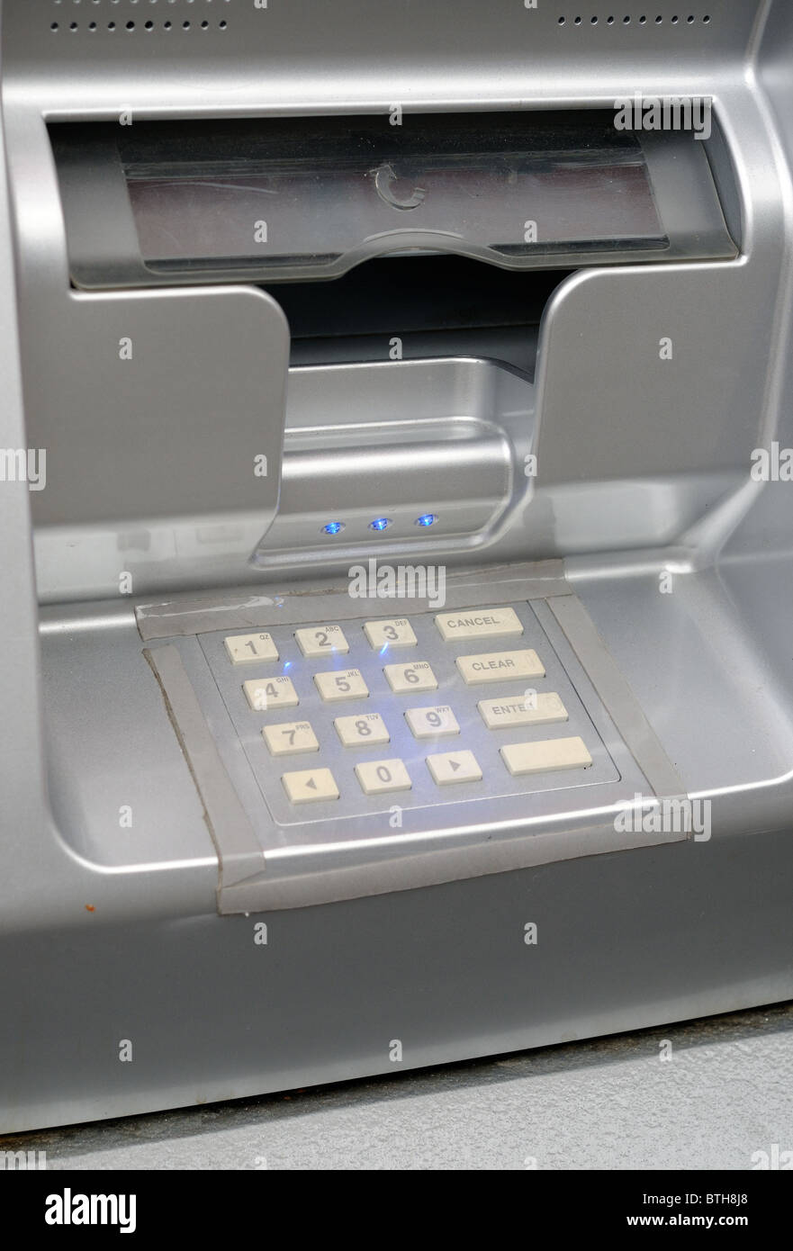 Atm machine canada hi-res stock photography and images - Alamy
