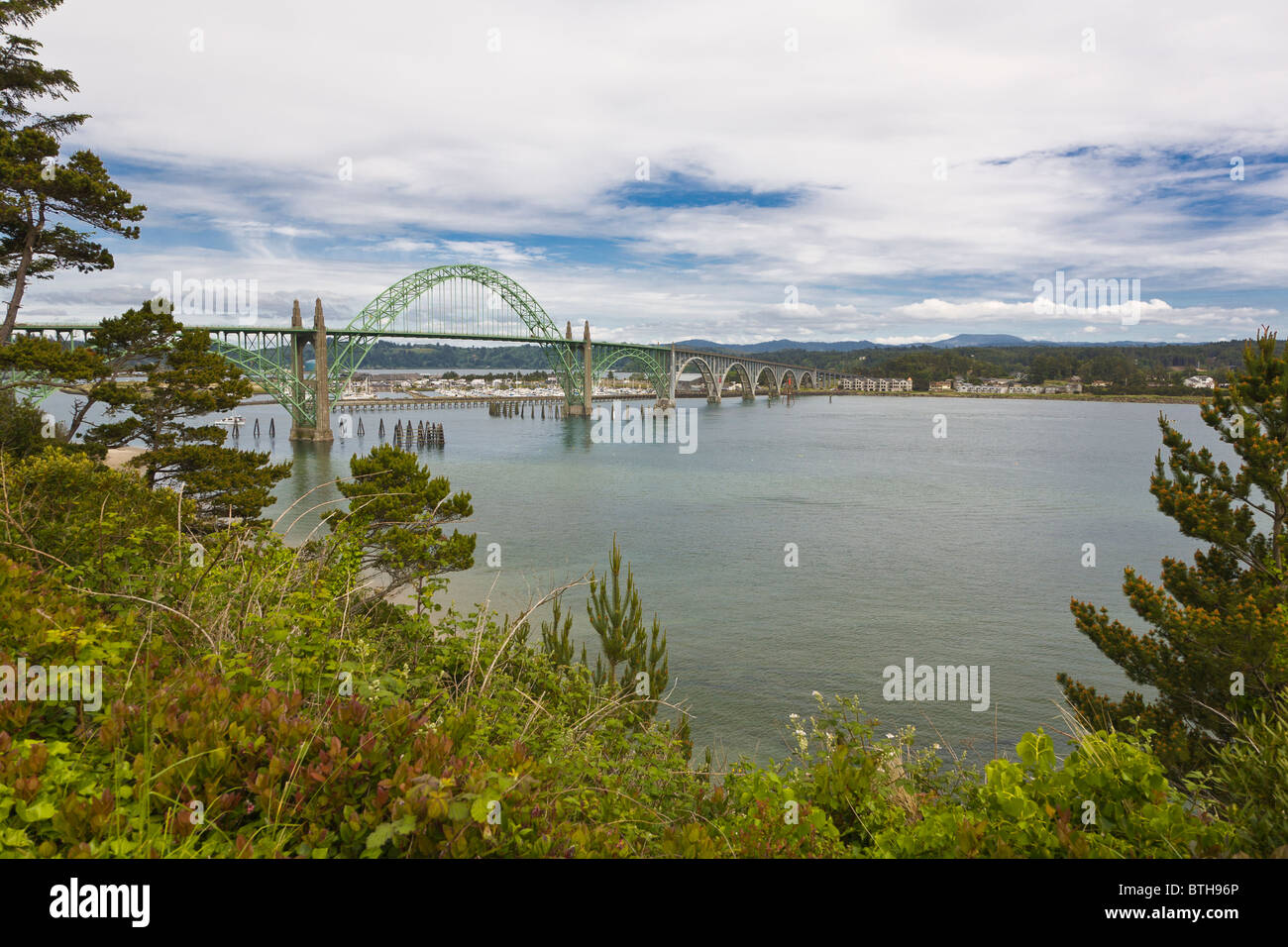 Yaquina Bay Bridge designed by Conde B McCullough in Newport, Oregon ...