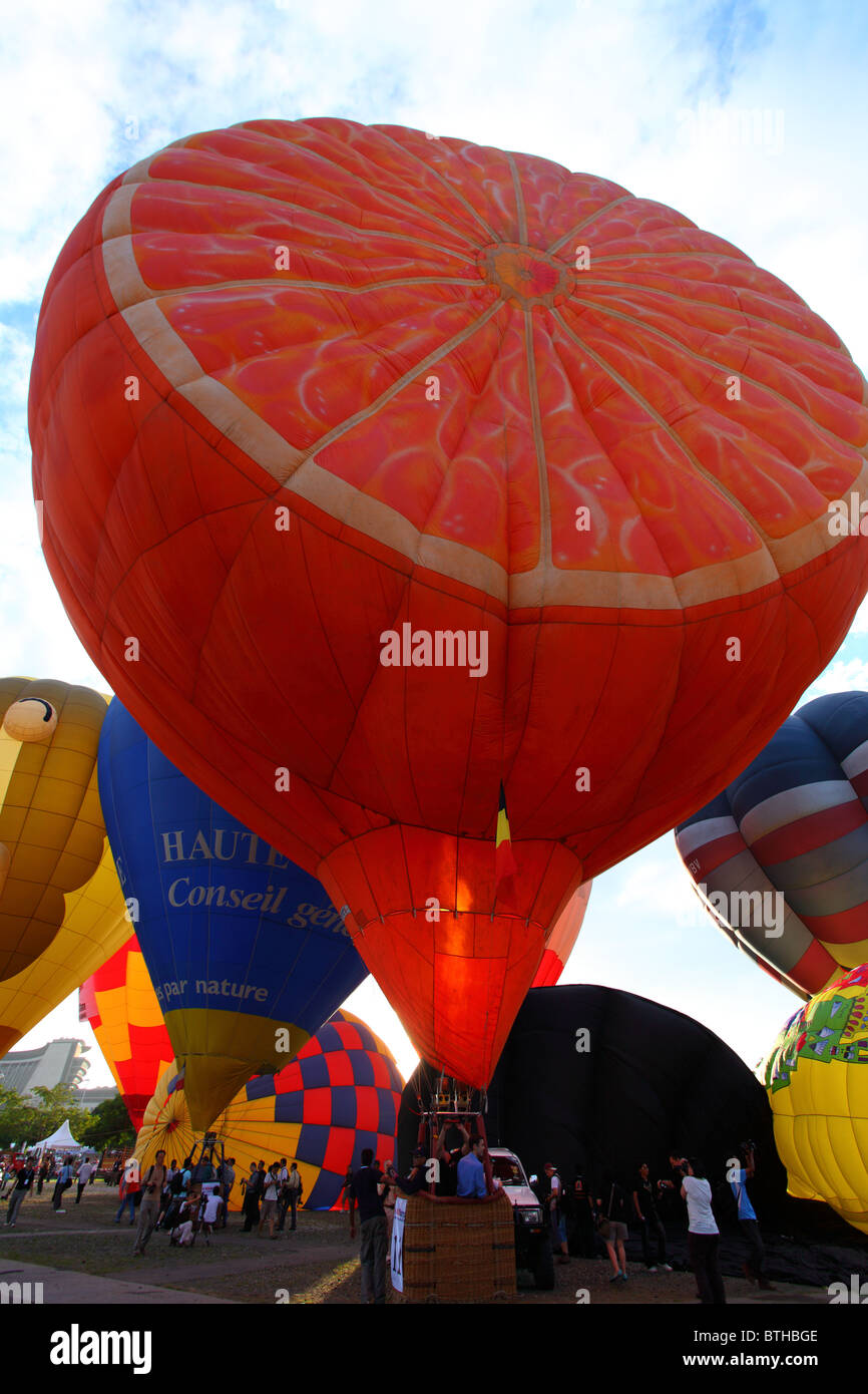 The 2nd. Putrajaya International Hot Air Balloon Fiesta 2010 is the ...