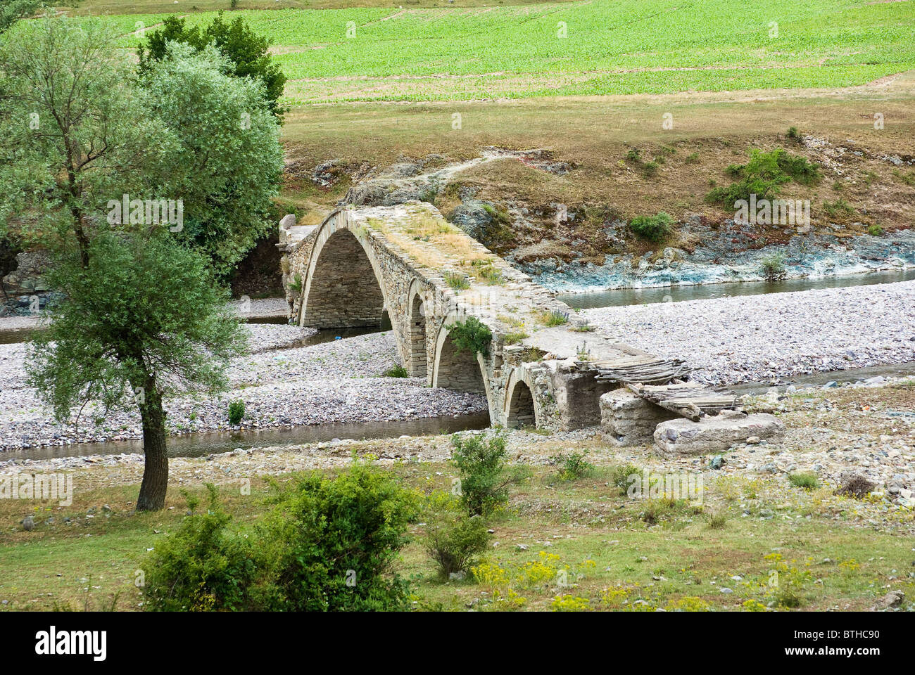 Bridge bulgaria village hi-res stock photography and images - Alamy