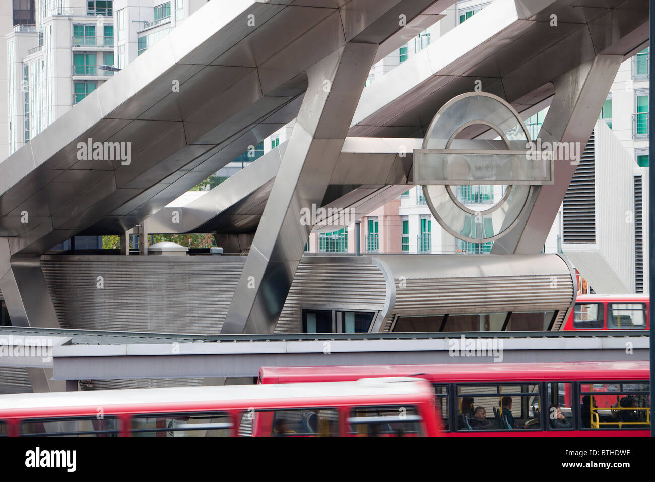Vauxhall bus station in London, UK, has solar panels on the roof which ...