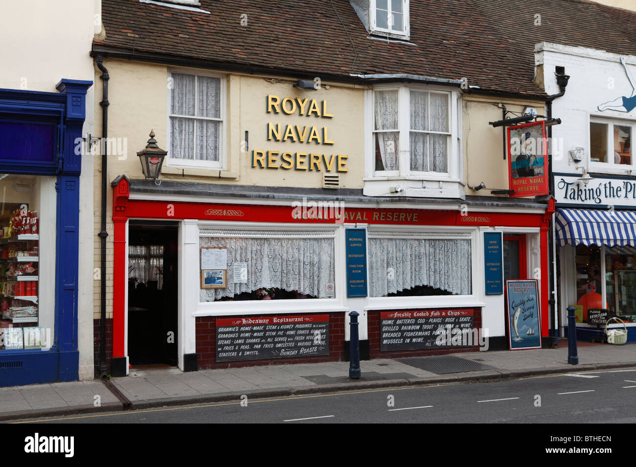 High street whitstable hi-res stock photography and images - Alamy