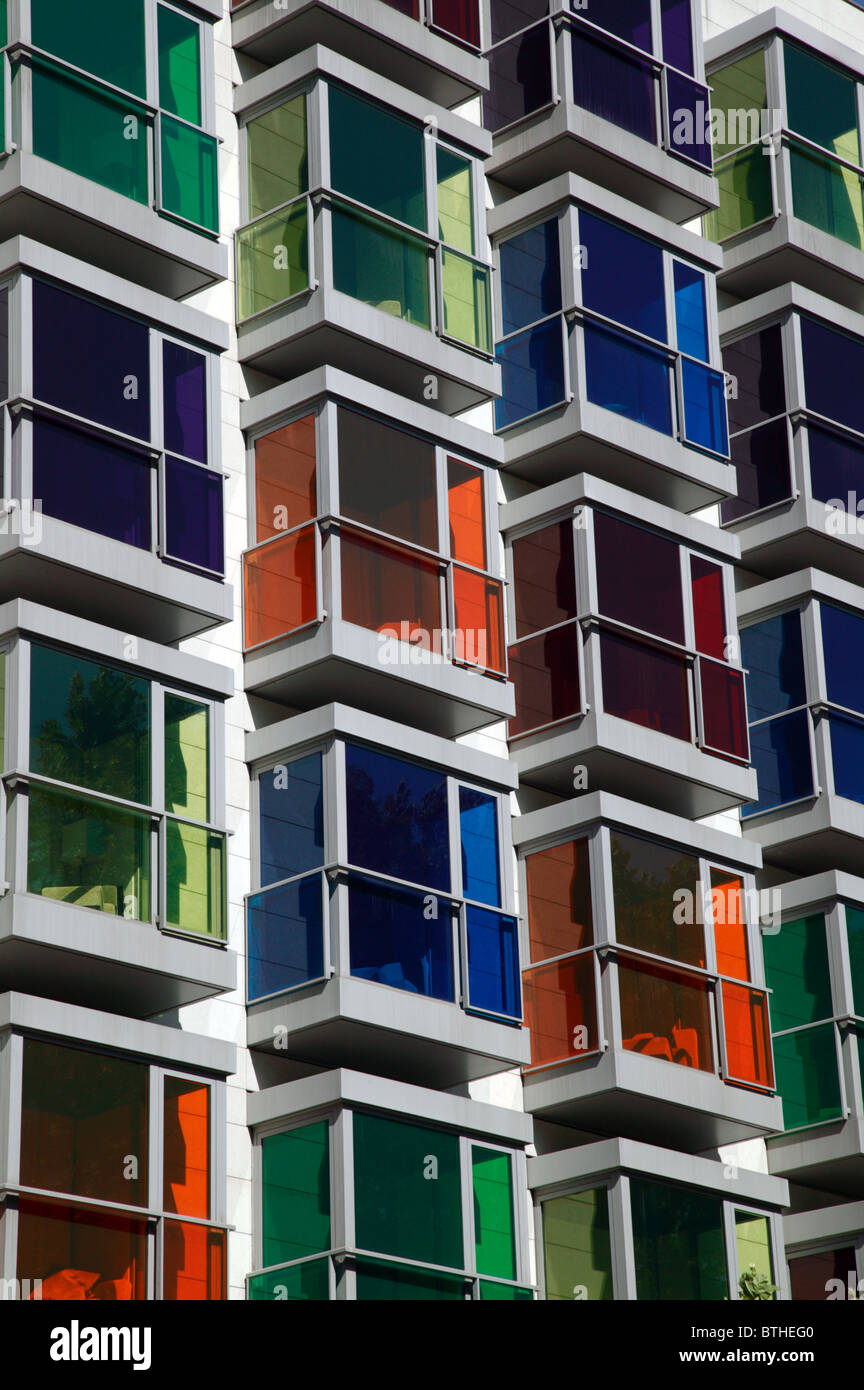 Coloured glass windows hi-res stock photography and images - Alamy