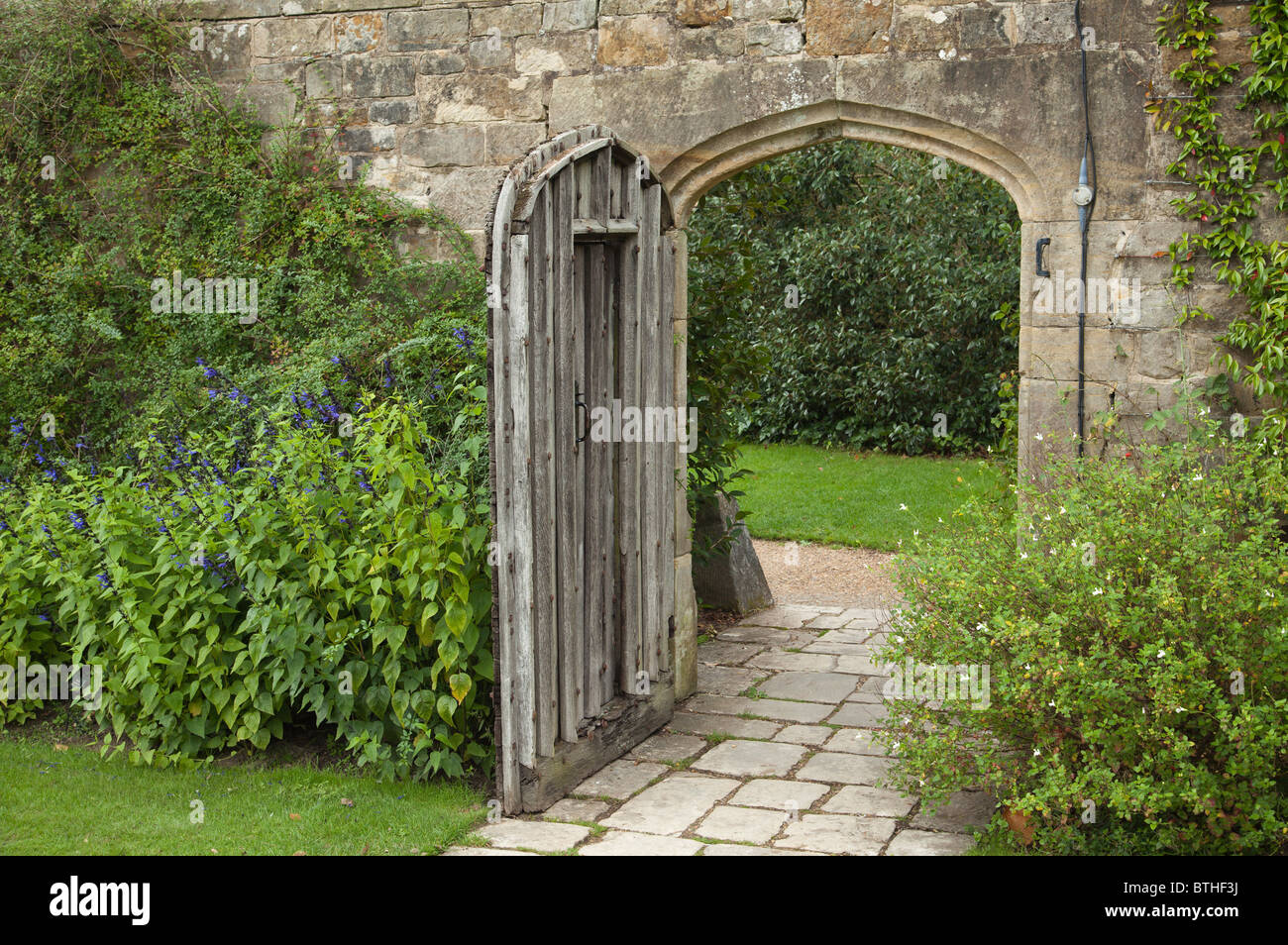 The beautiful gateway in a public garden Stock Photo - Alamy