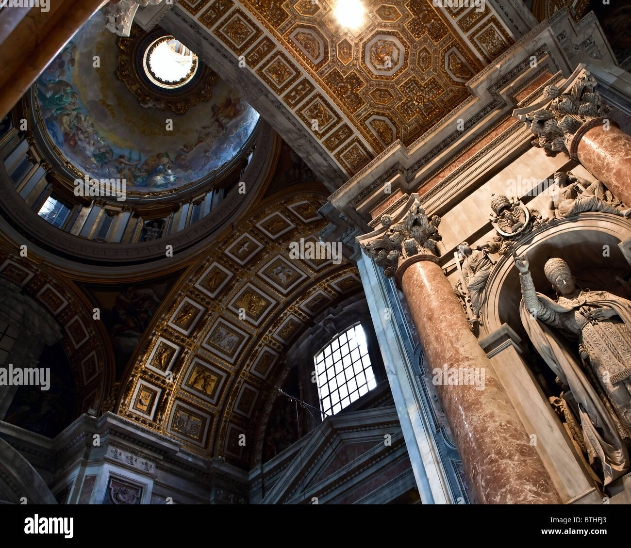 inside St. Peter's basilica, Rome, Italy. Vatican City, Vatican Museum ...