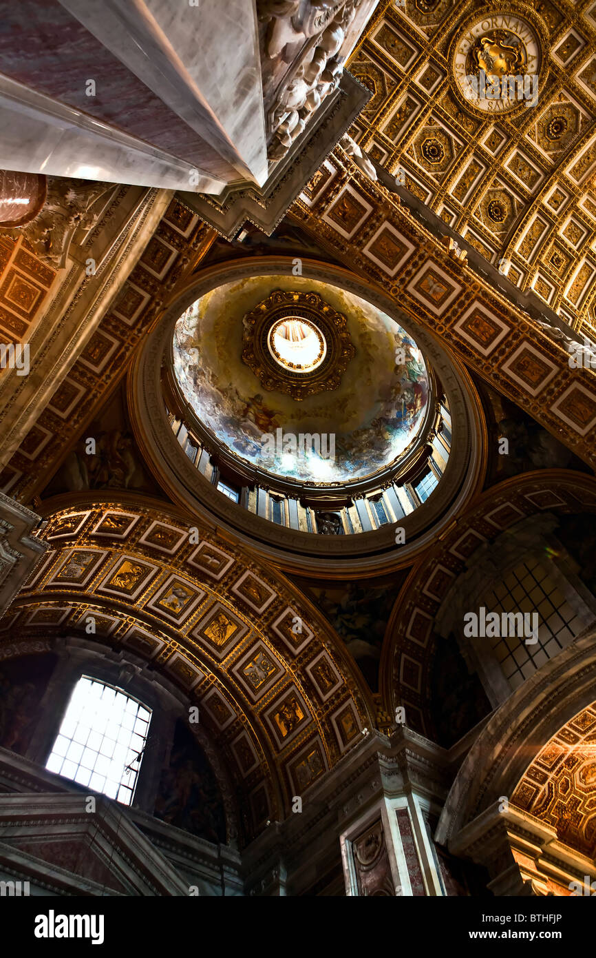 inside St. Peter's basilica, Rome, Italy. Vatican City, Vatican Museum ...