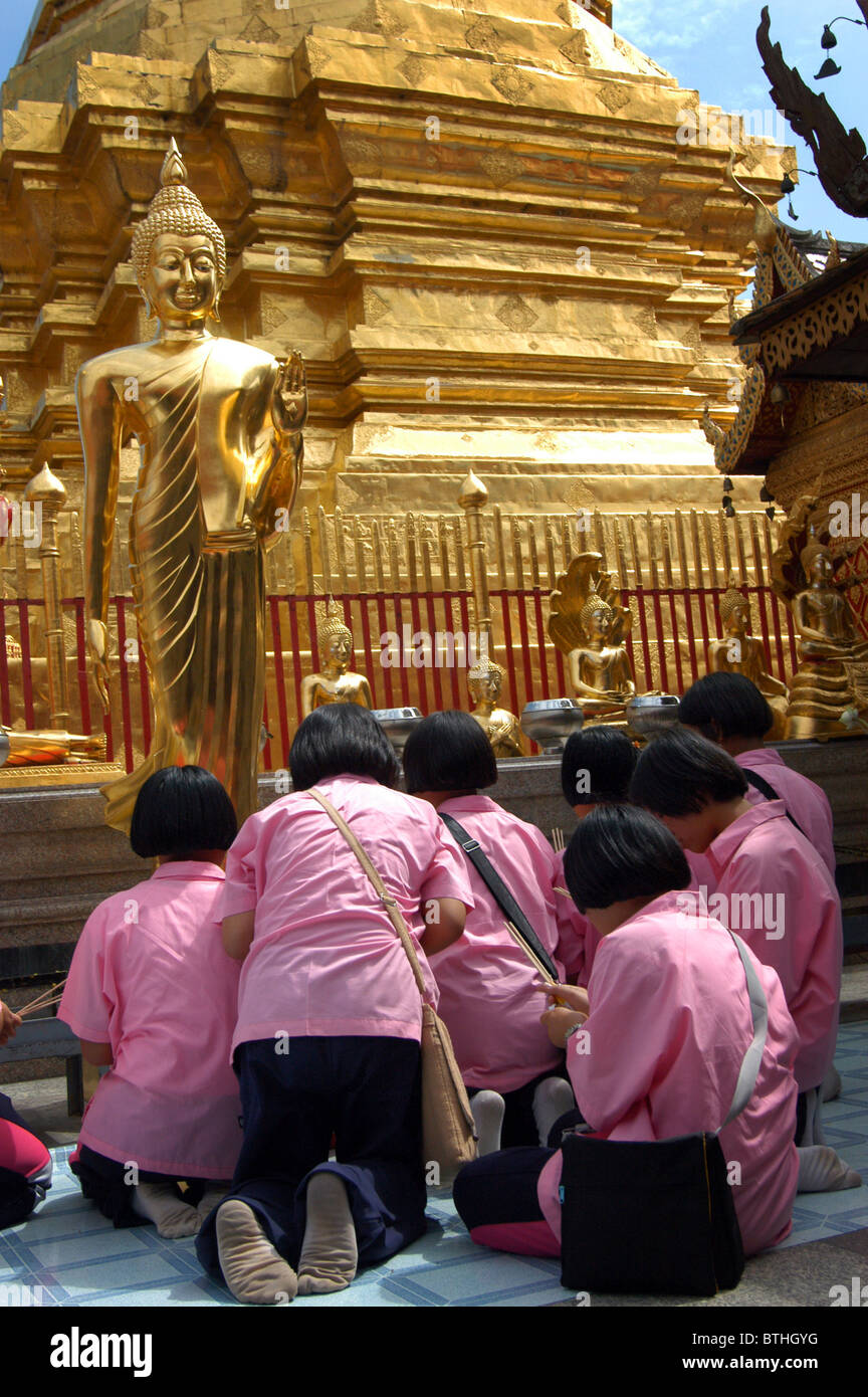 Buddhist children thailand hi-res stock photography and images - Alamy