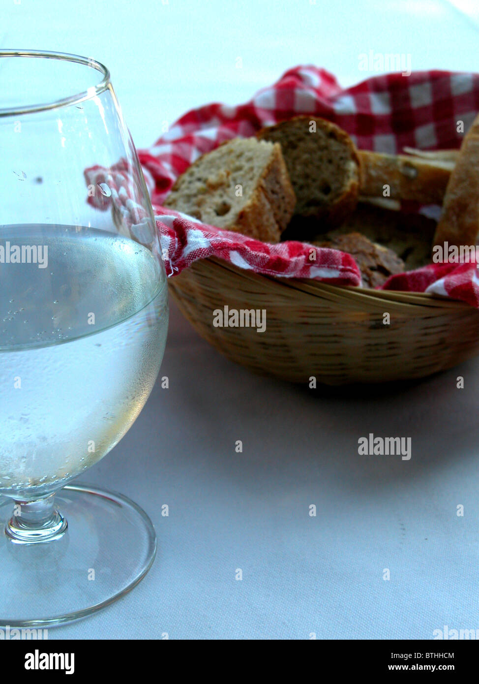 Tumble soluble glass hi-res stock photography and images - Alamy