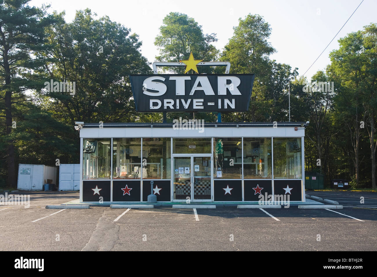 Exterior of vintage Restaurant Stock Photo - Alamy