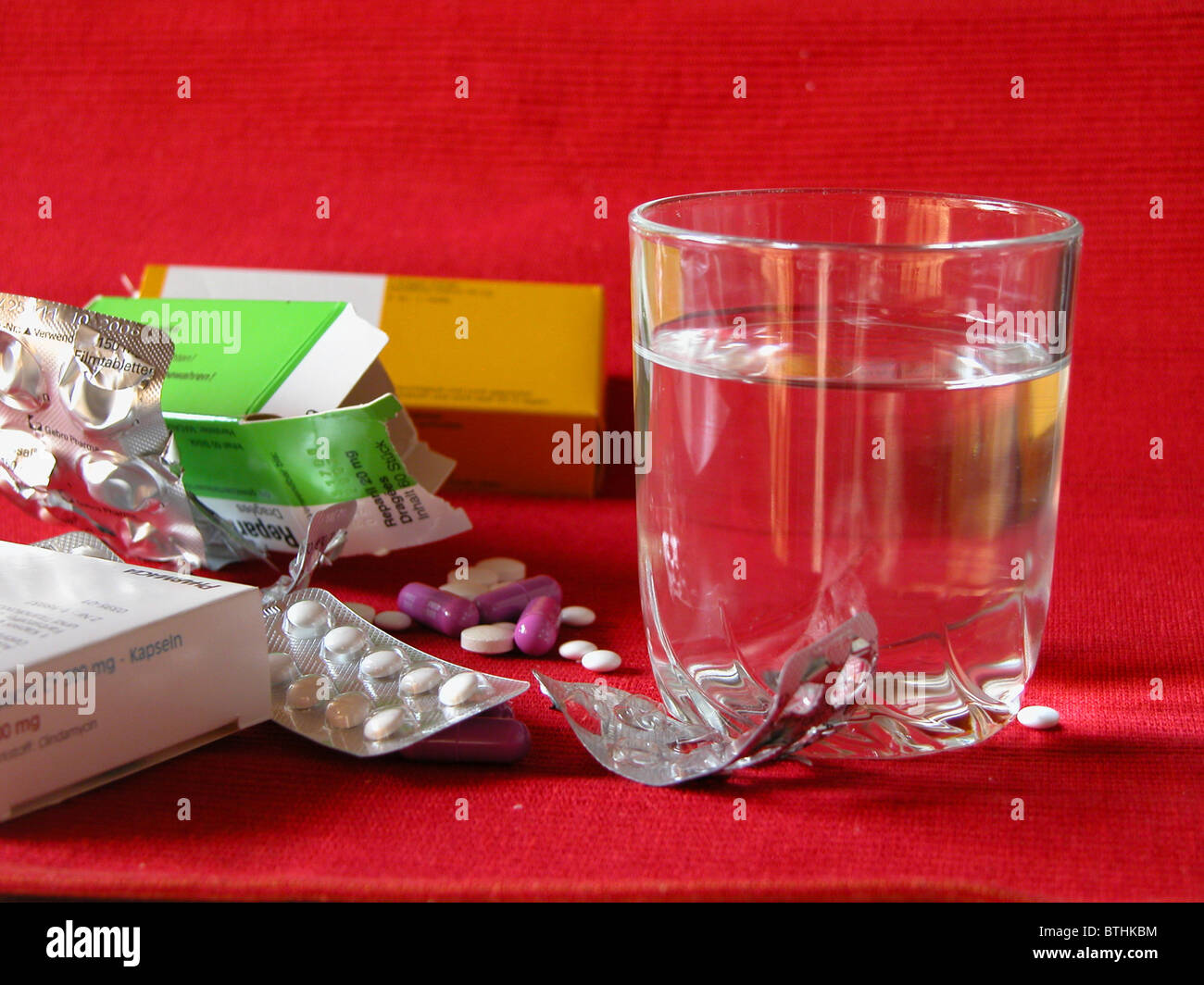 Symbol image tablets Stock Photo - Alamy