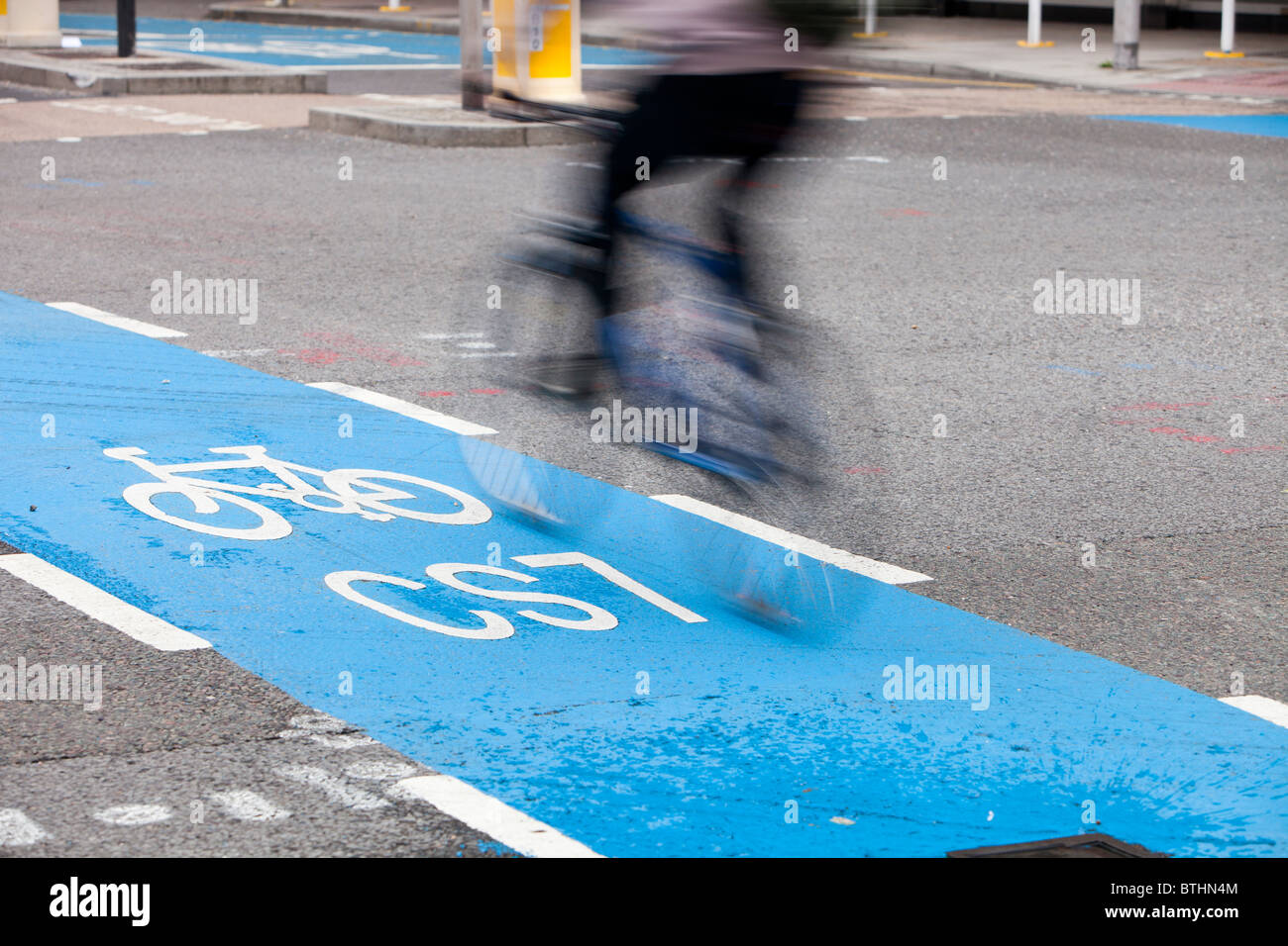 Super highway cycle hi-res stock photography and images - Alamy