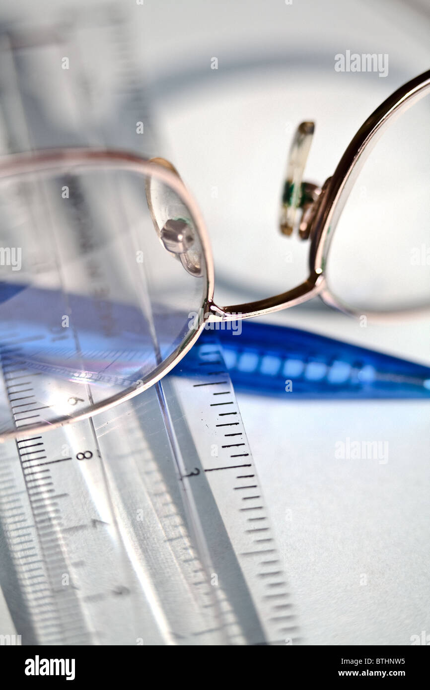 Bifocal glasses hi-res stock photography and images - Alamy