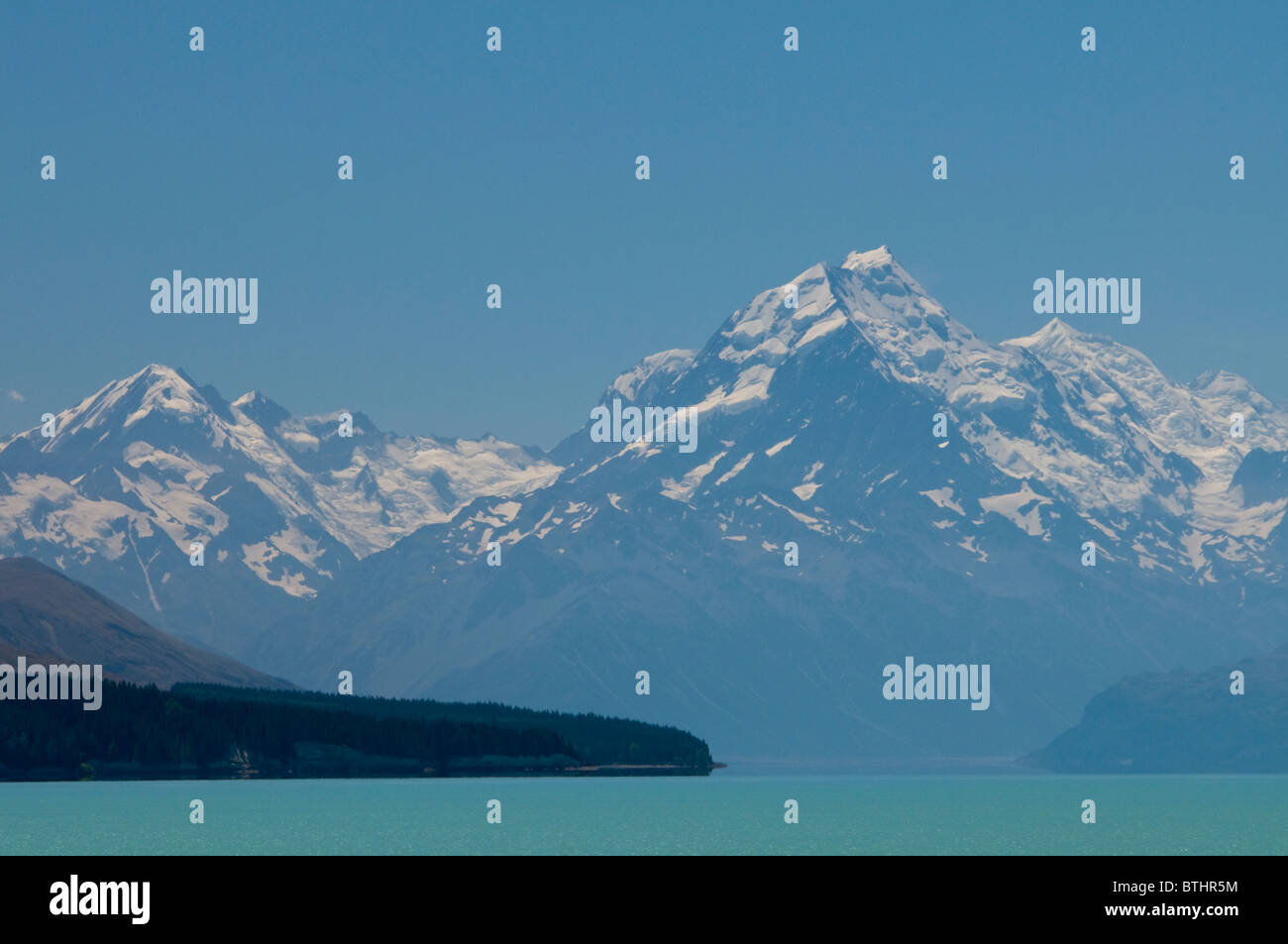 Lake Pukaki,Aoraki/Mt Cook,Mackenzie Country,Snow Caped, Southern Alps ...