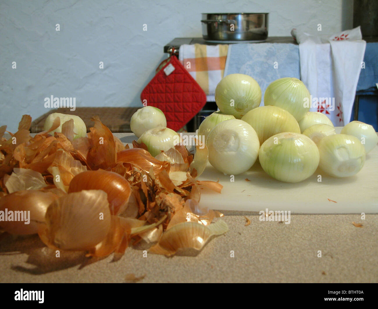 Onion Skins High Resolution Stock Photography and Images - Alamy