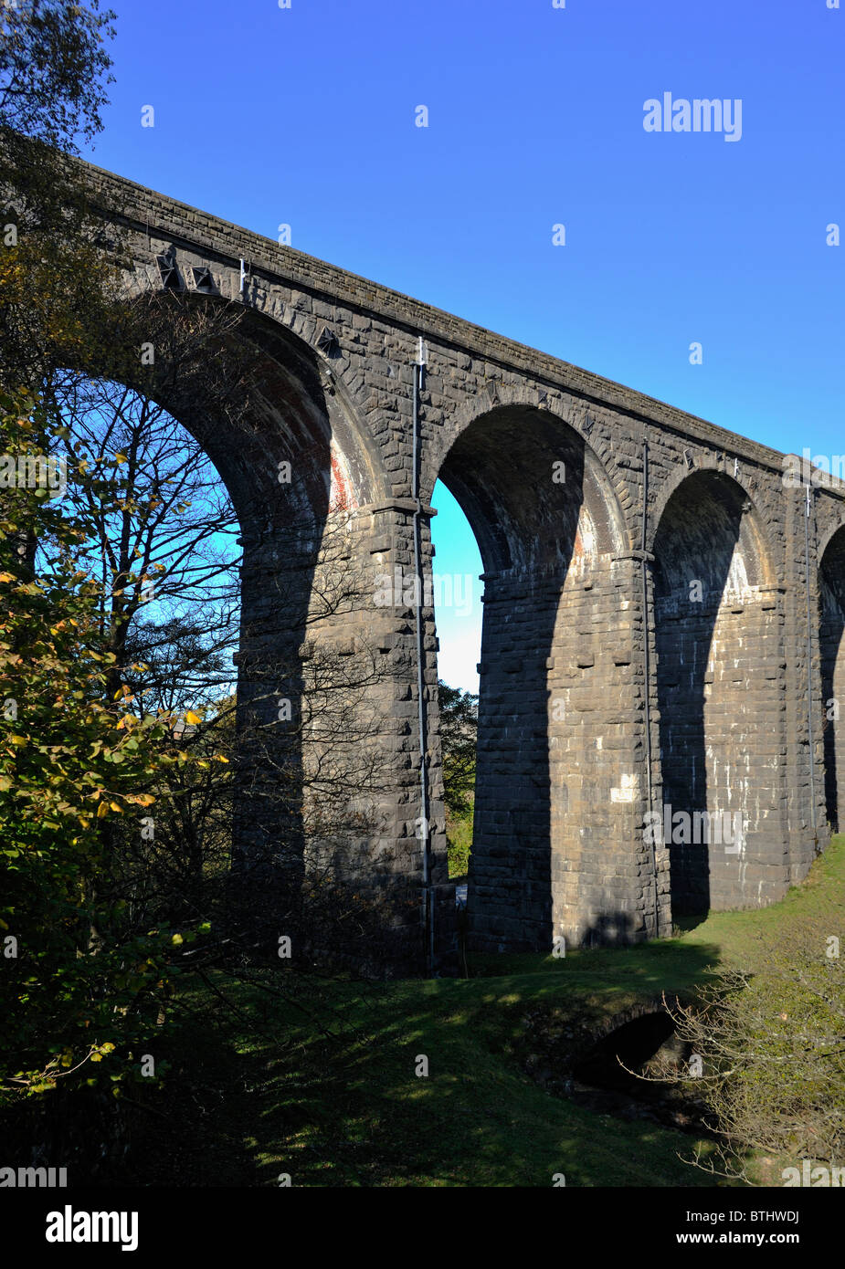 Dent Head Viaduct, Settle-Carlisle Railway. Dentdale, Yorkshire Dales ...