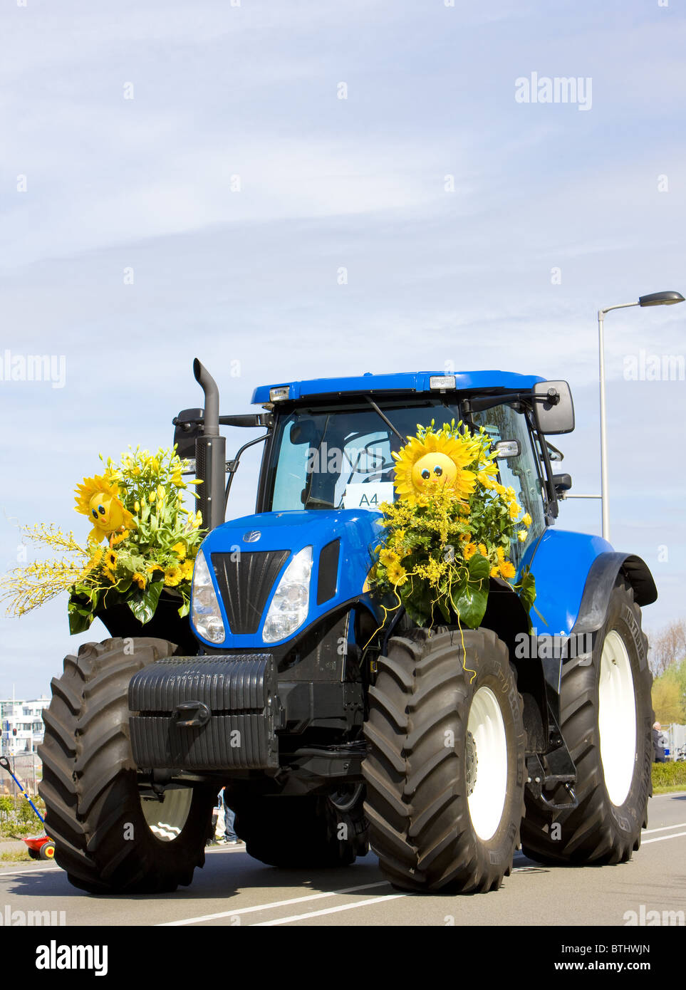 tractor, Flower Parade, Noordwijk, Netherlands Stock Photo - Alamy