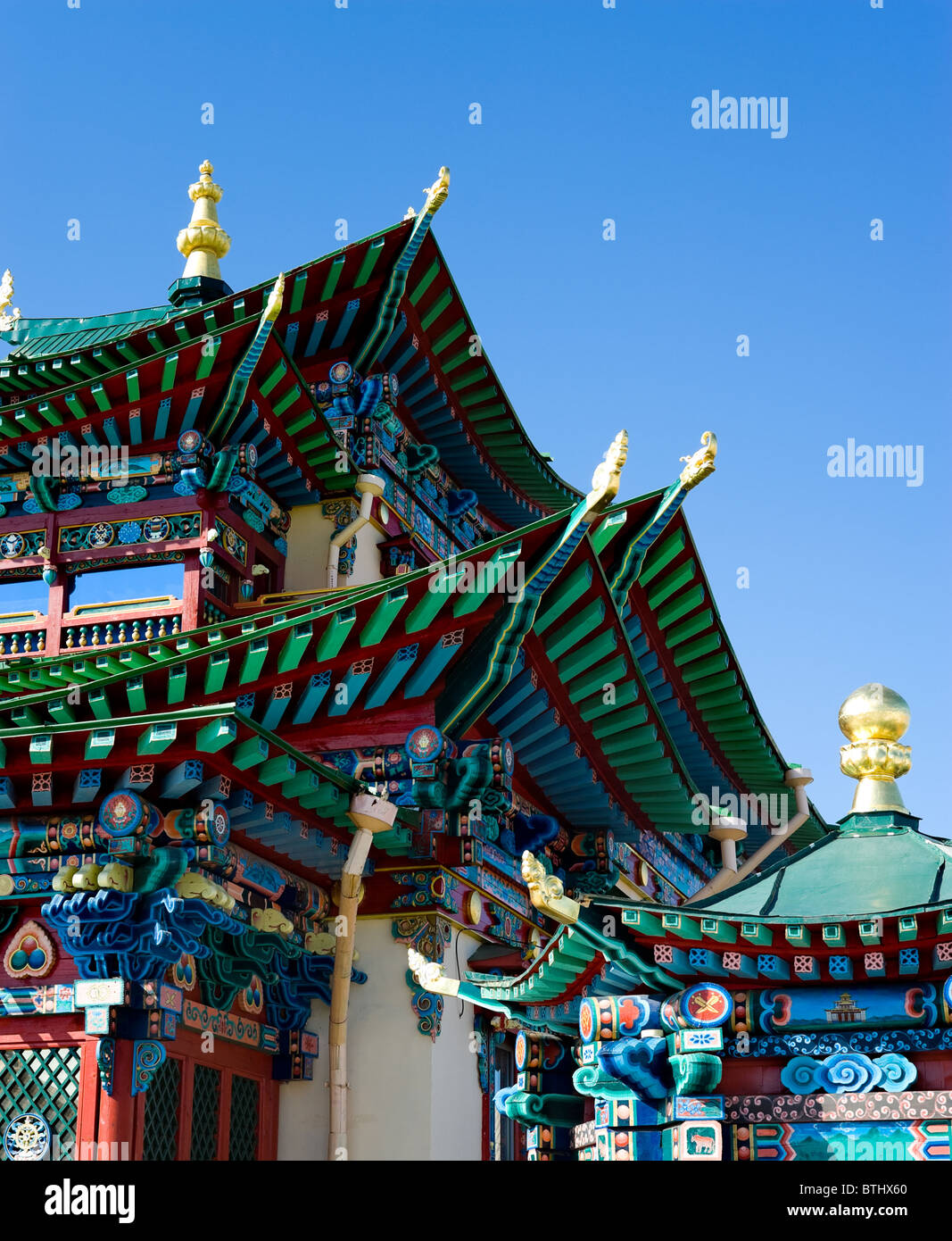 Pagoda roof fragment hi-res stock photography and images - Alamy