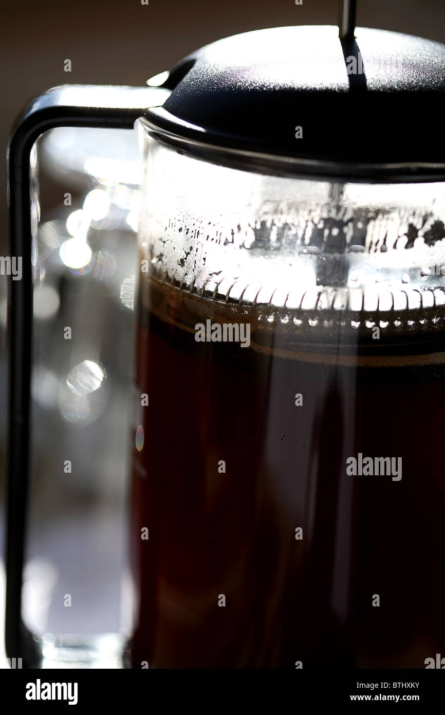 coffee percolating in a cafetiere Stock Photo - Alamy