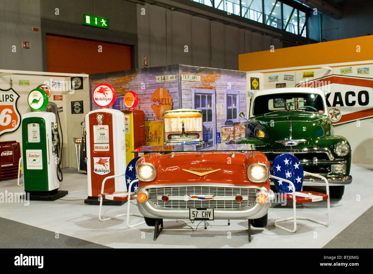 Exibition stand hi-res stock photography and images - Alamy