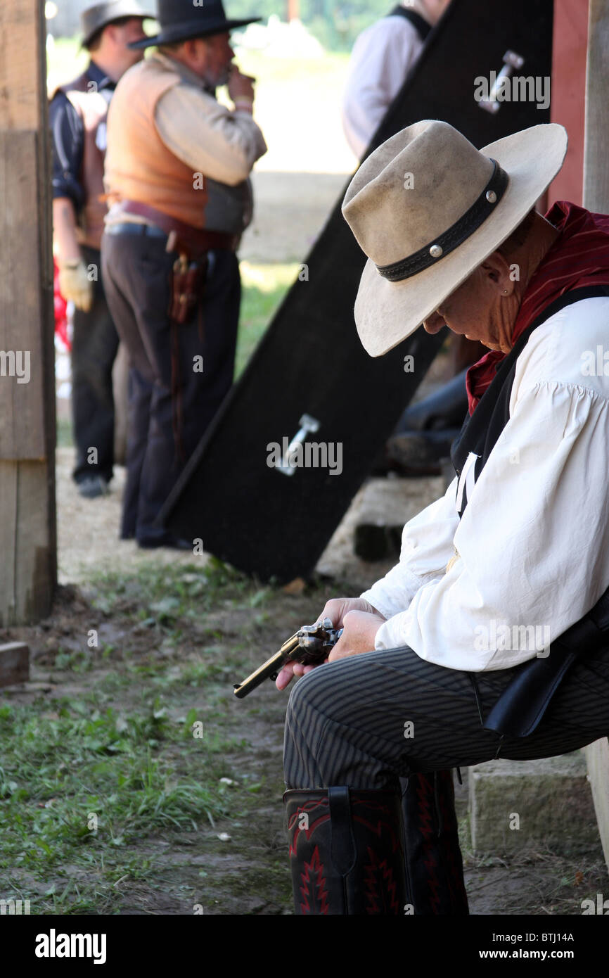 Western Cowboy Gun Stock Photos & Western Cowboy Gun Stock Images - Alamy