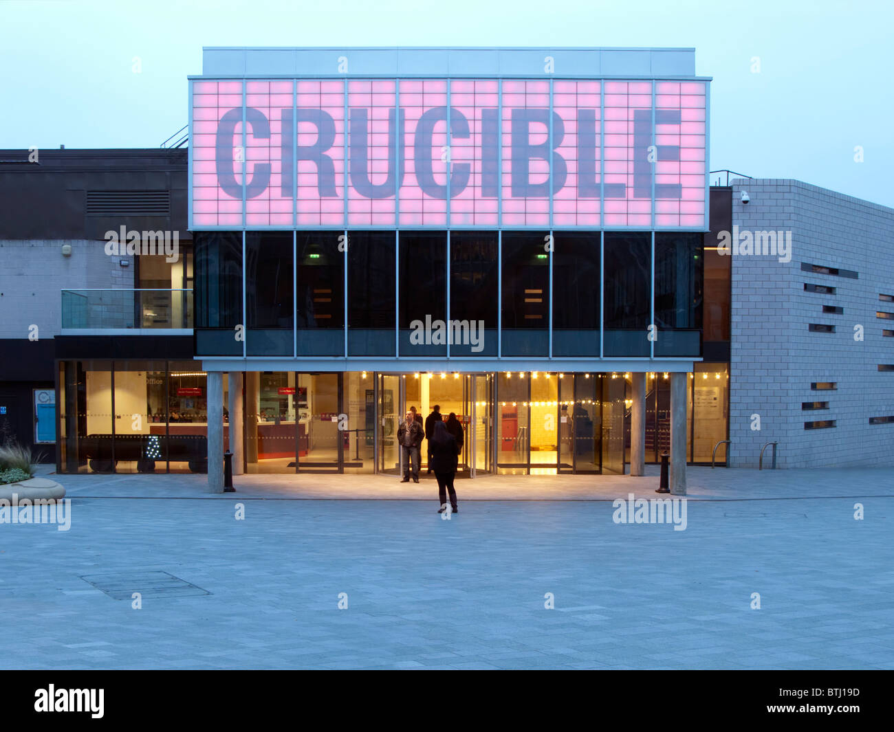 Crucible Theatre Sheffield, evening Stock Photo - Alamy