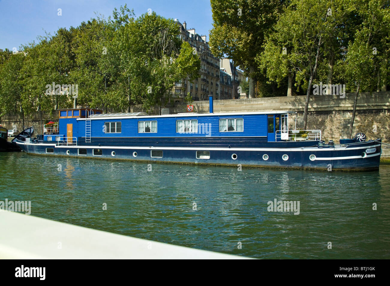 House Boat, River Seine, Paris, France Stock Photo - Alamy