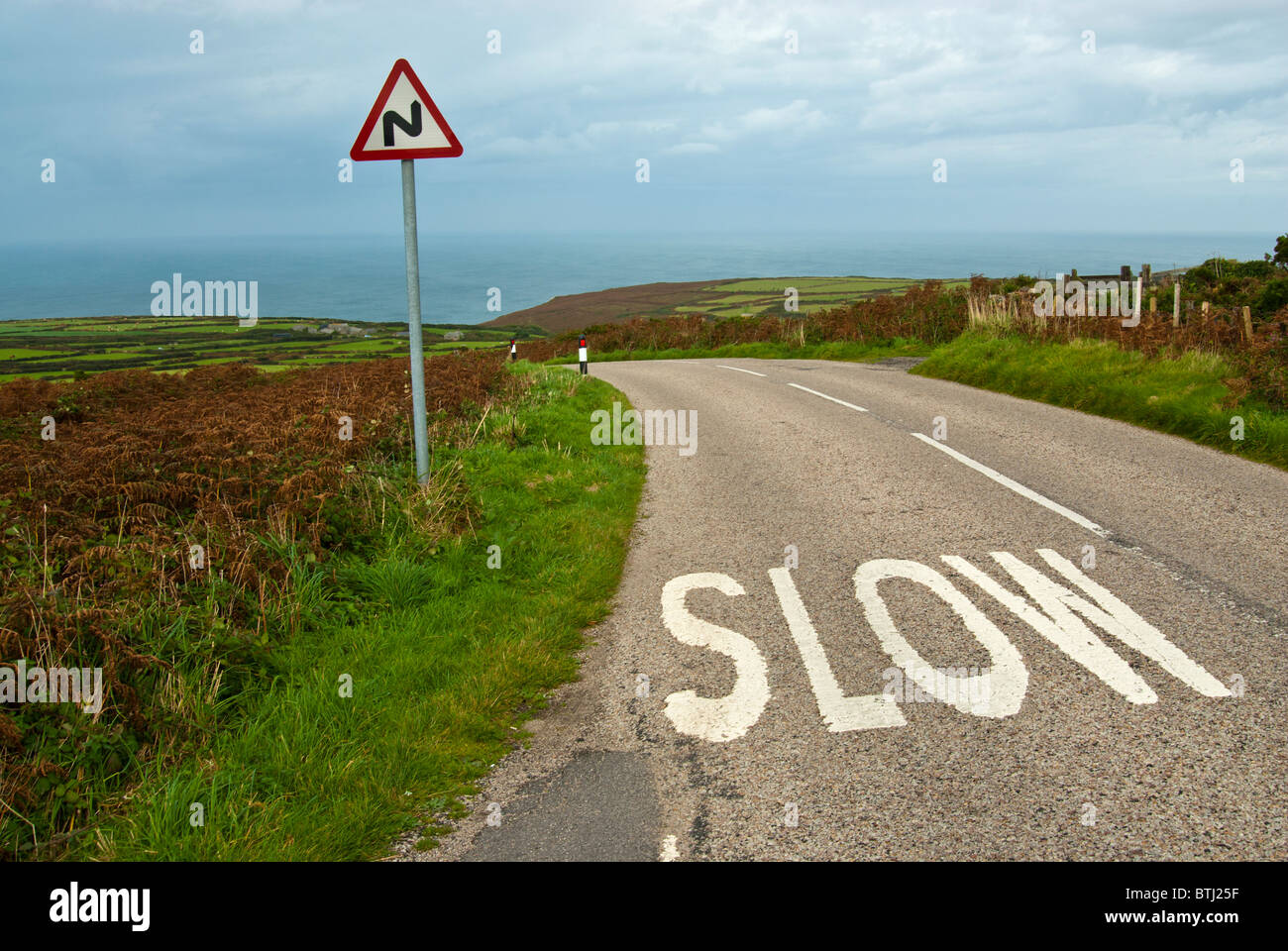 Cornwall road sign hi-res stock photography and images - Alamy