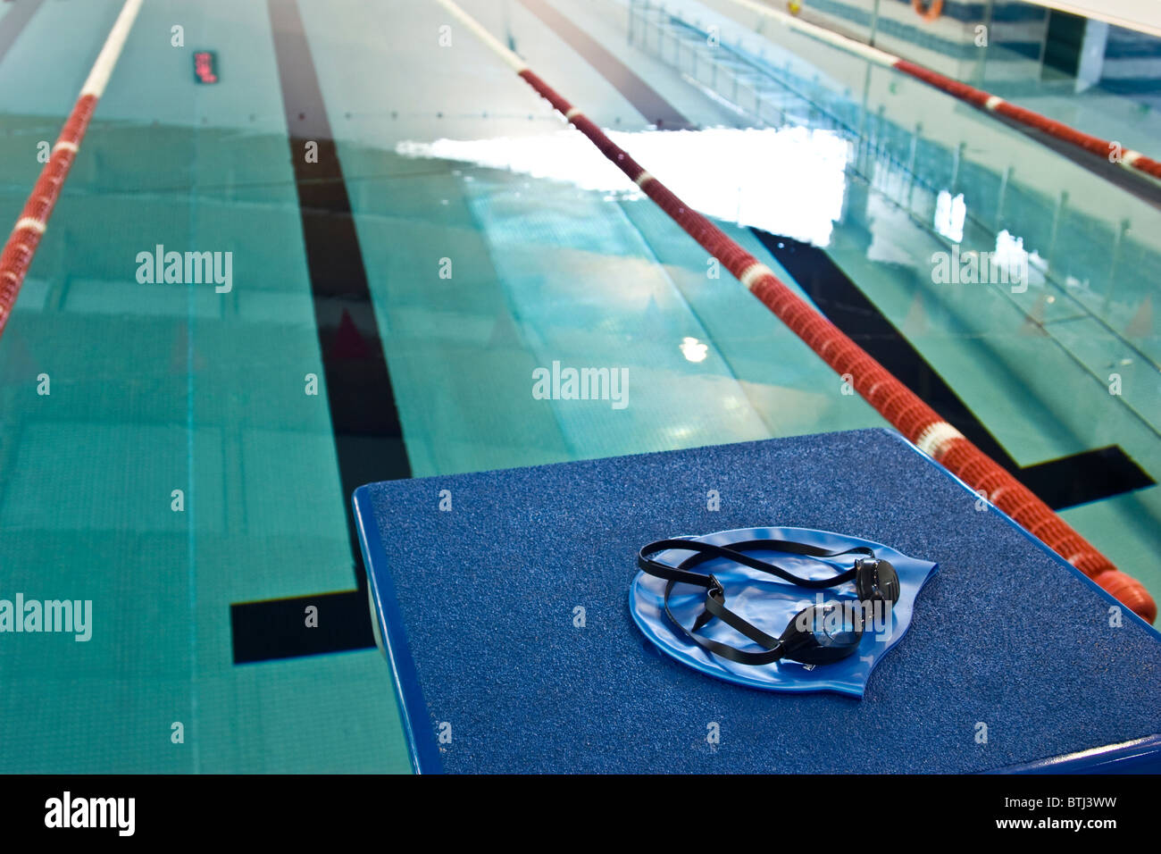 starting platform swimming pool lying cap and swimming goggles Stock ...