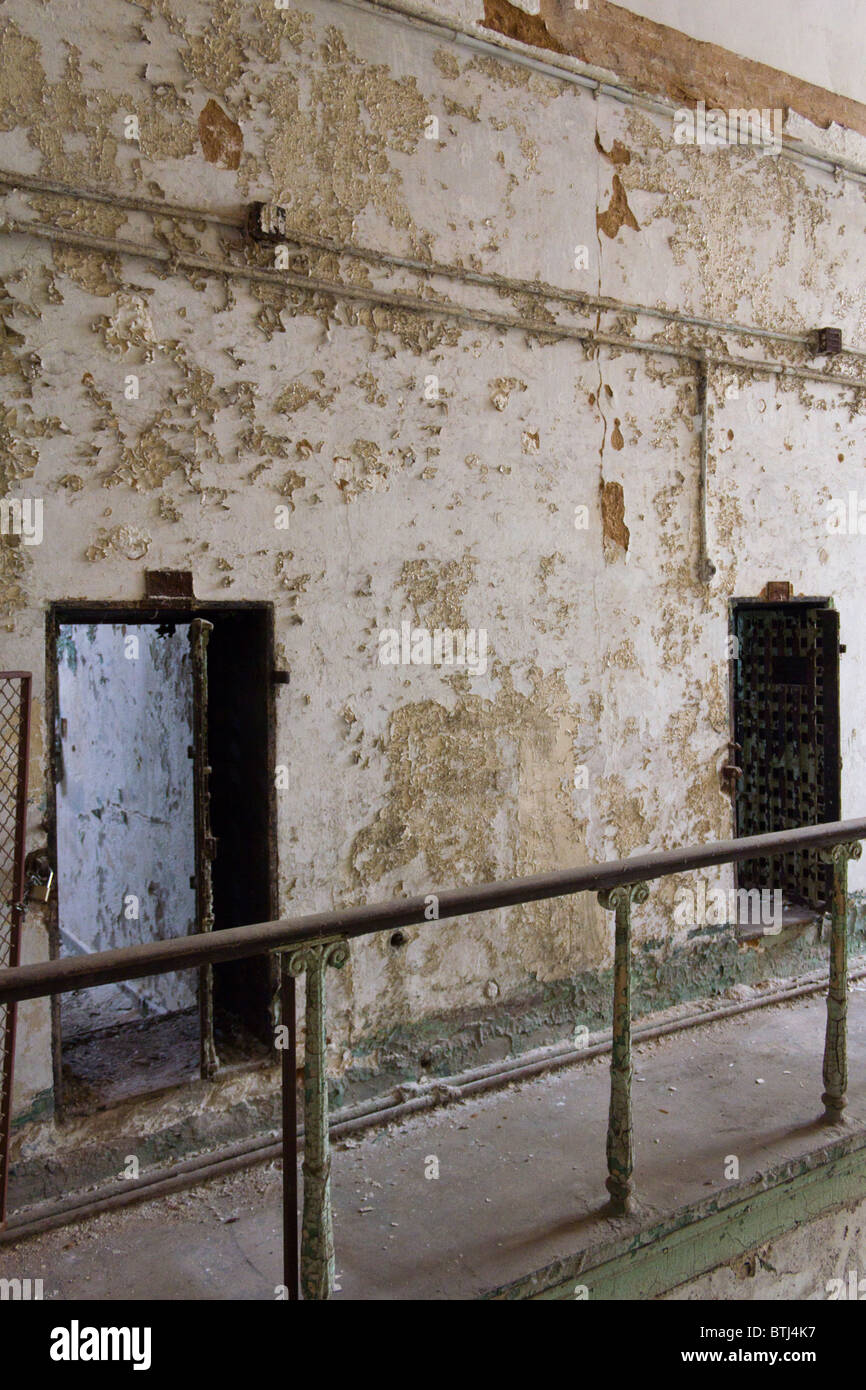 Eastern state penitentiary buildings hi-res stock photography and ...