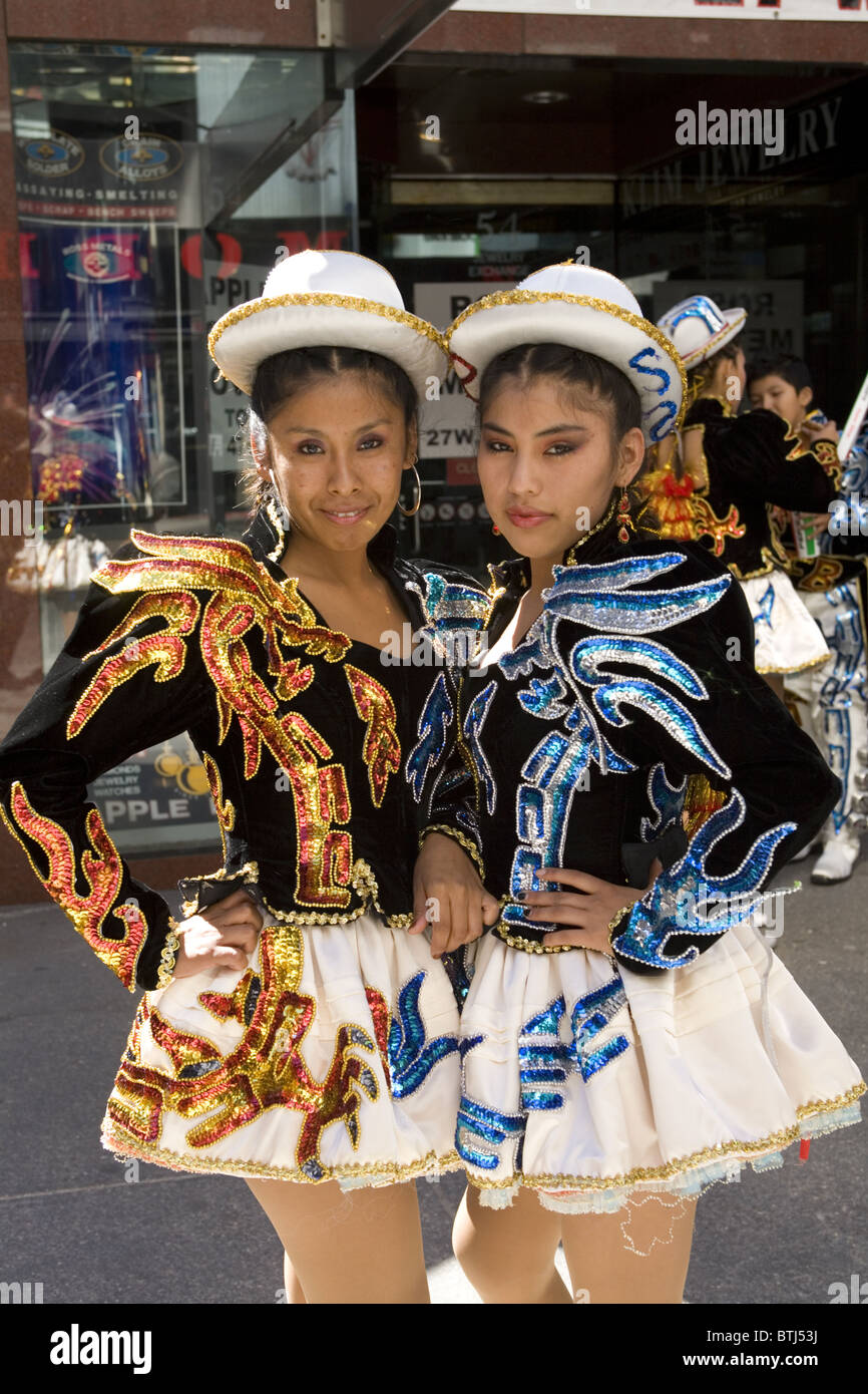 2010: Hispanic Parade, New York City Stock Photo - Alamy