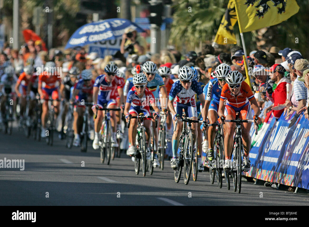 Womens road cycling championships hi-res stock photography and images ...