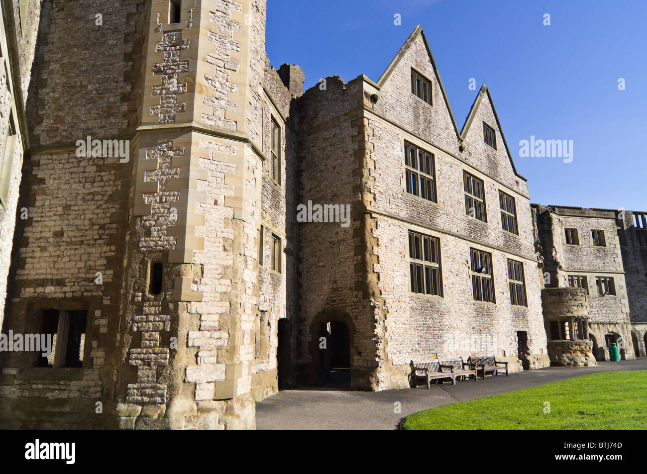 Dudley castle midlands hi-res stock photography and images - Alamy
