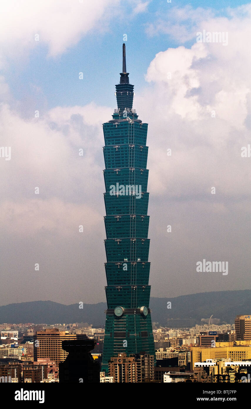 Taiwan skyscraper architecture hi-res stock photography and images - Alamy