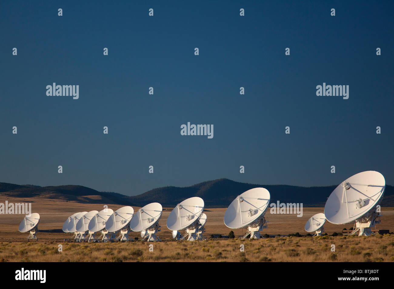 The Very Large Array radio telescope, part of the National Radio ...