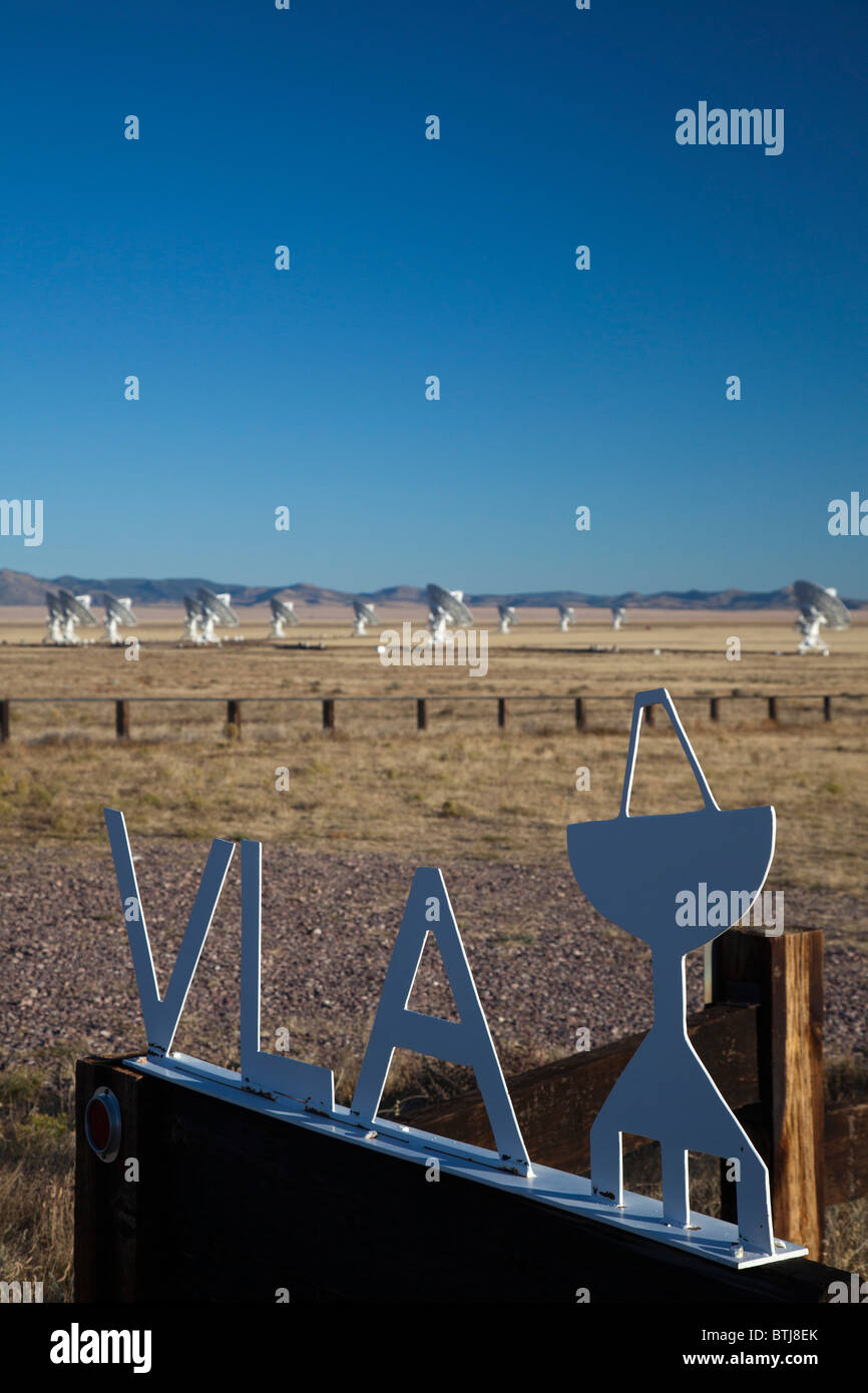 The Very Large Array radio telescope, part of the National Radio ...