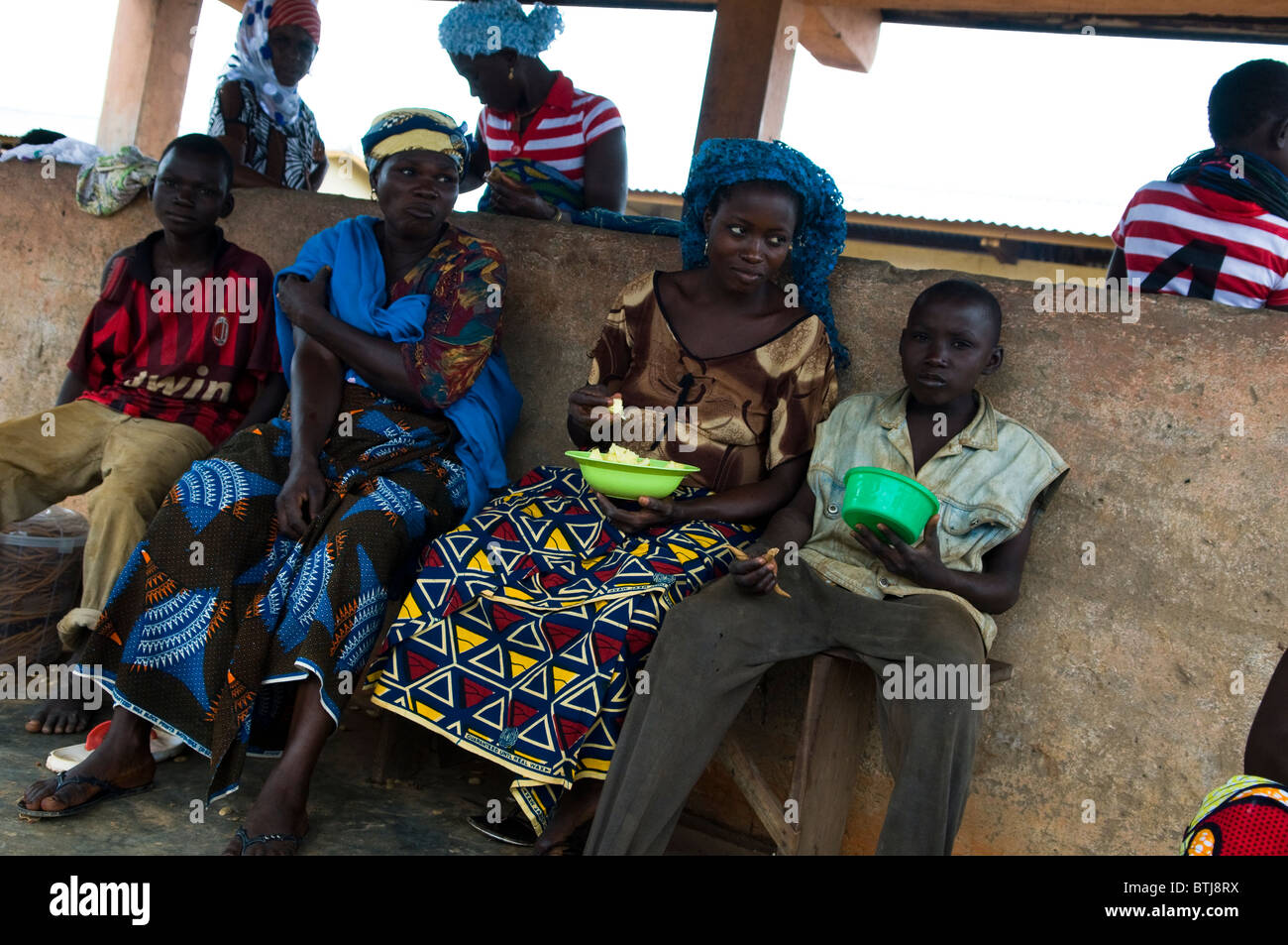 African market scene Stock Photo - Alamy