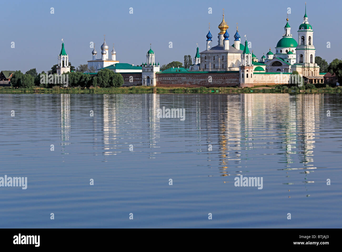 Monastery of St James (Spaso-Yakovlevsky Monastery), lake Nero, Rostov ...