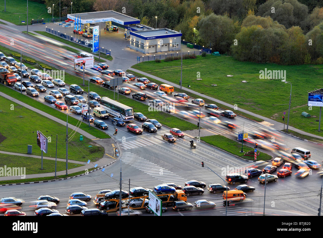 European traffic lights hi-res stock photography and images - Alamy