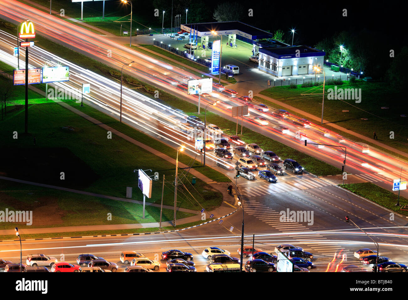 City traffic jam night hi-res stock photography and images - Alamy