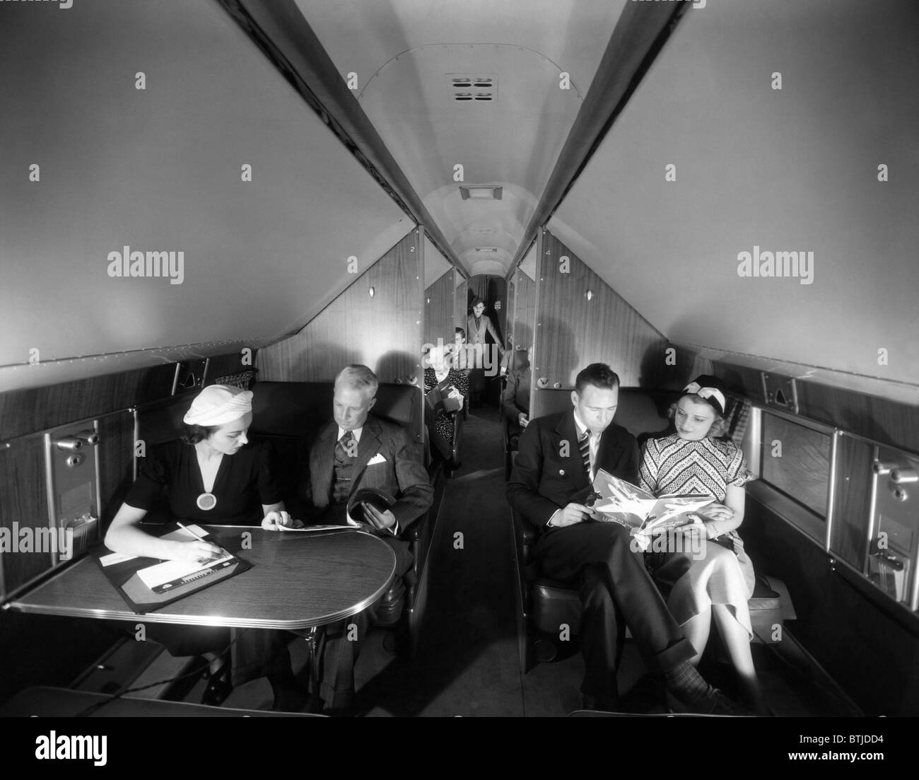 1937 united airlines airplane hi-res stock photography and images - Alamy