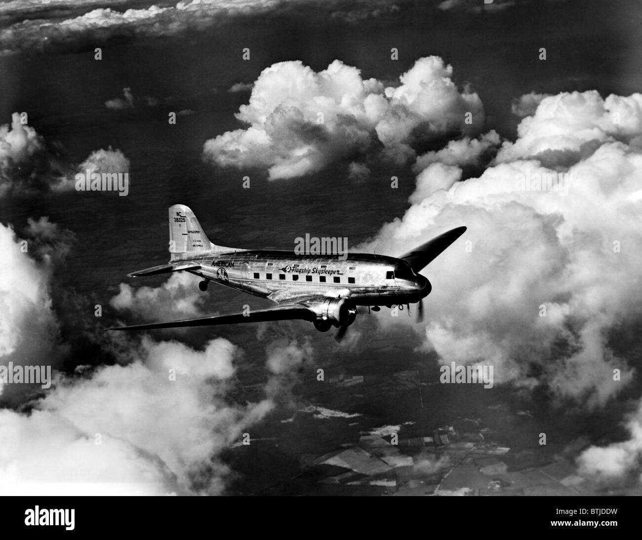 Flagship airlines Black and White Stock Photos & Images - Alamy
